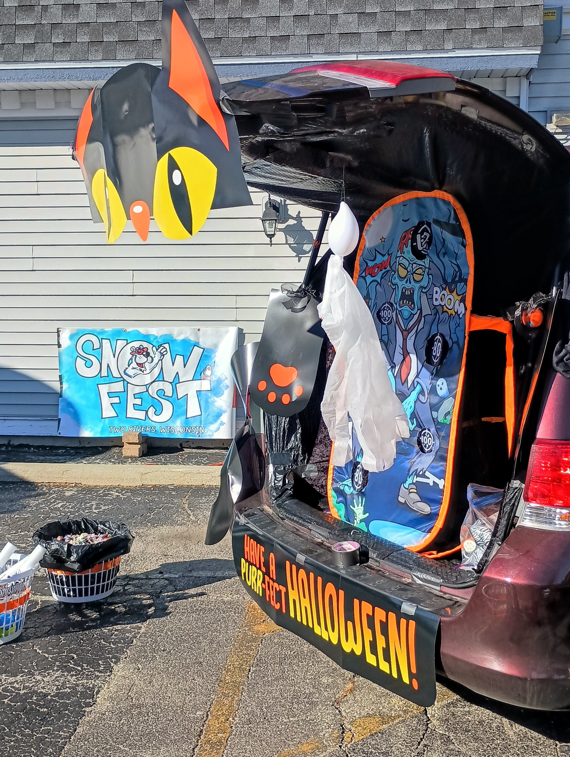 Two Rivers SnowFest | Rocking snow in summer since 1937